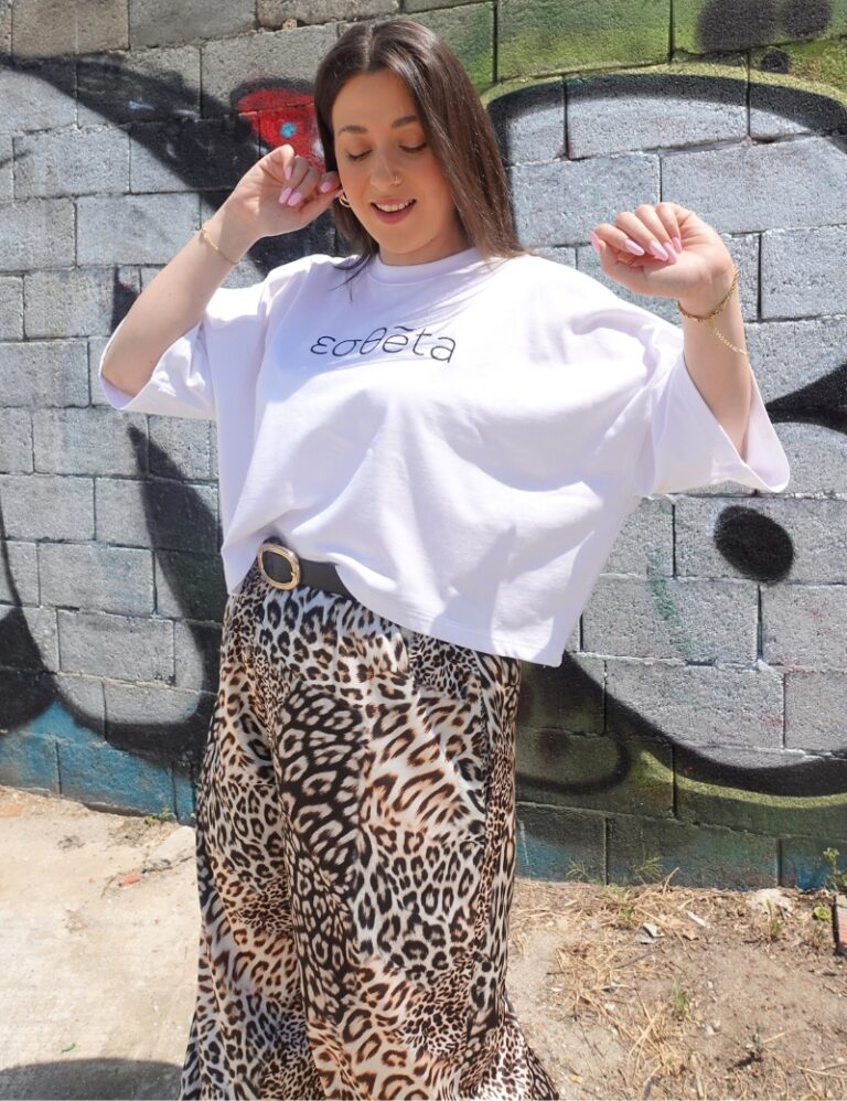 Μοντέρνα ρούχα σε μεγάλα μεγέθη | Plus size | estheta.gr
